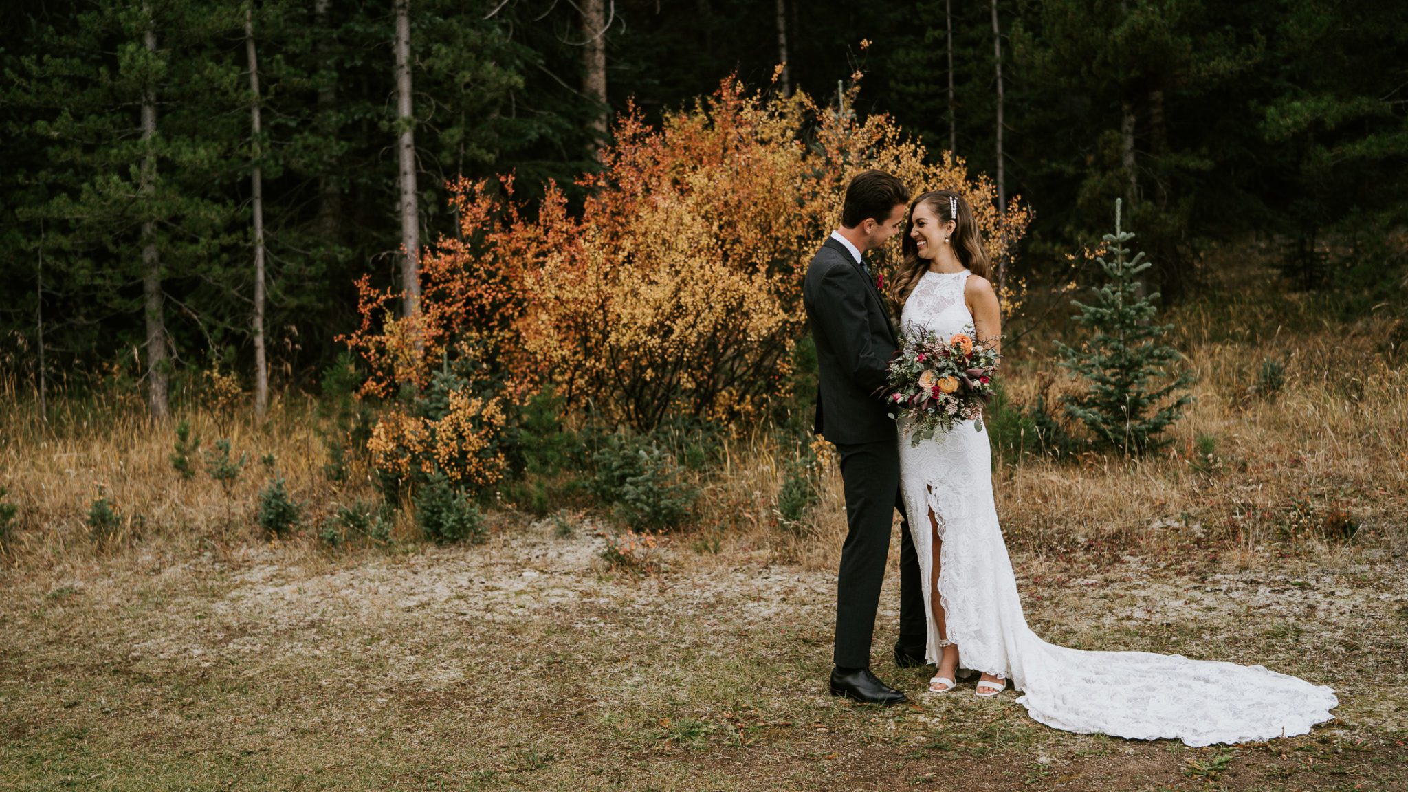 Copper Mountain Fall Wedding with Beautiful Flowers | Basecamp Visual